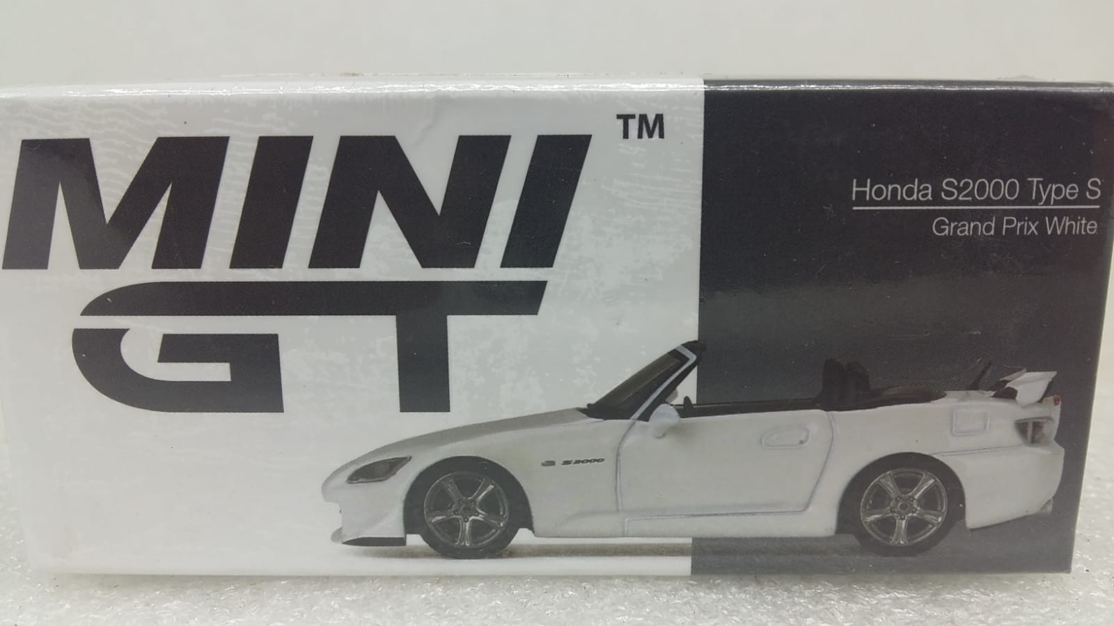 " BAD BOX " - MINIGT - 349 - Honda S2000 (AP2) Type S Grand Prix White